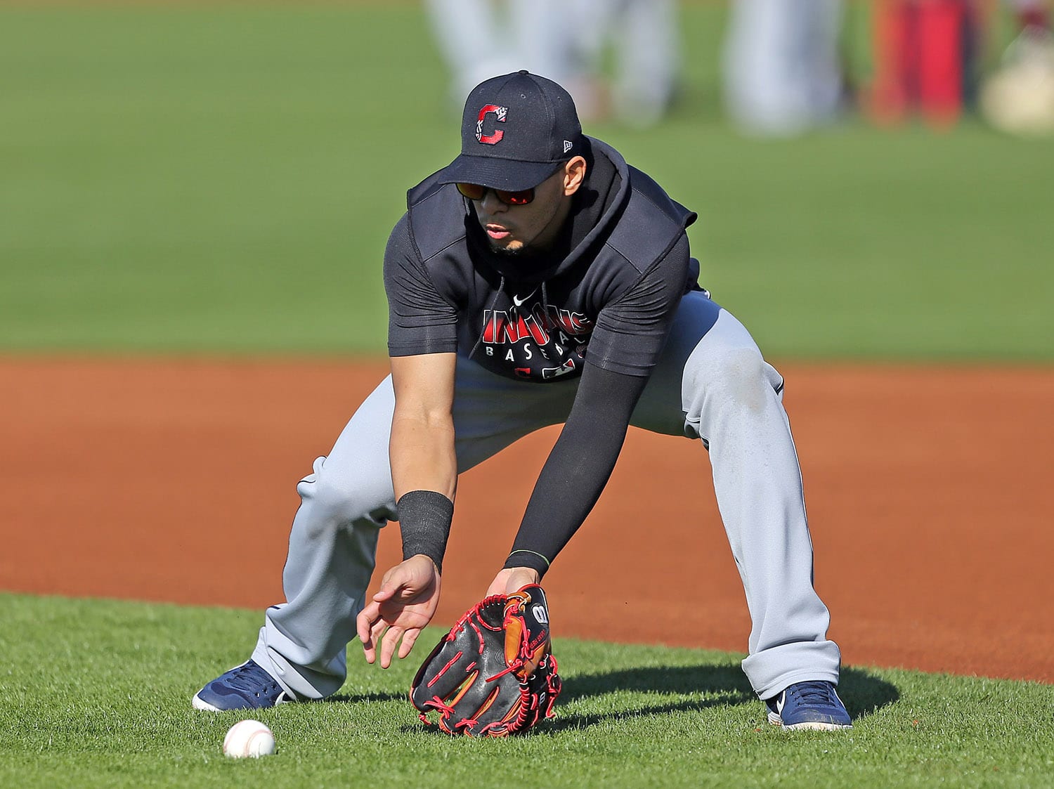 César Hernández Ganó Su Primer Guante De Oro - Datiao Puerto Rico