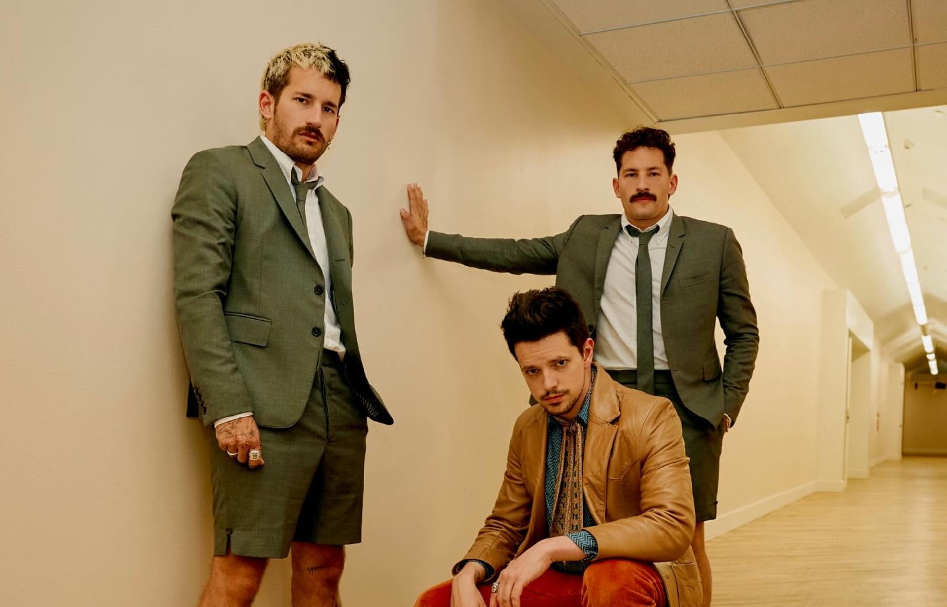 Lasso Lanza El Tema 'Bilingües' Junto A Mau Y Ricky